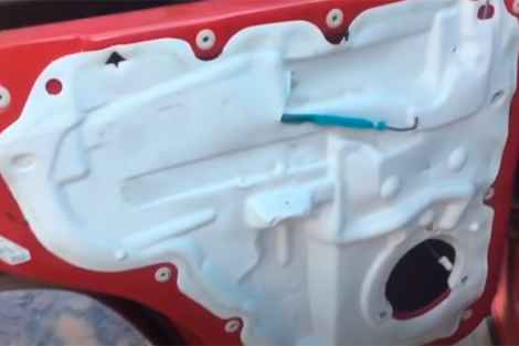 How to Fix Jeep Liberty Window Off Track