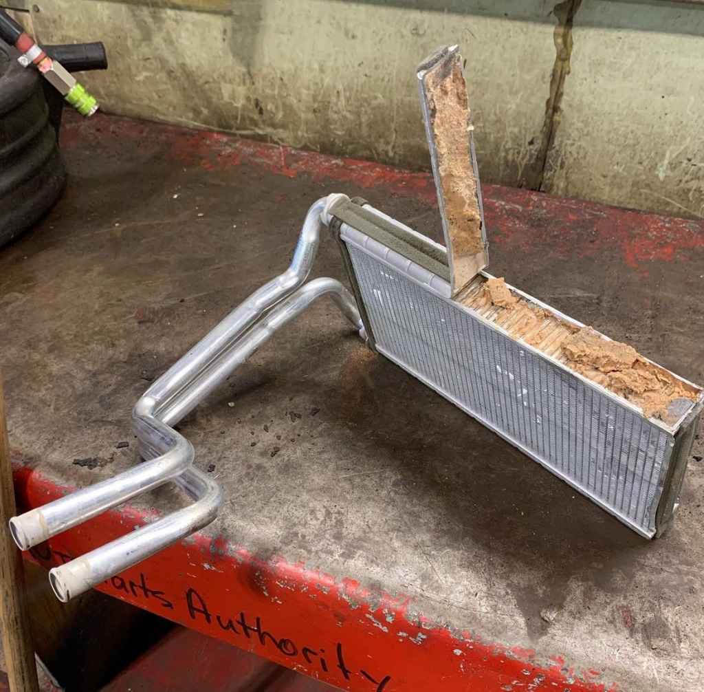 Jeep Troubleshooting: Recognizing the Signs of a Faulty Heater Core